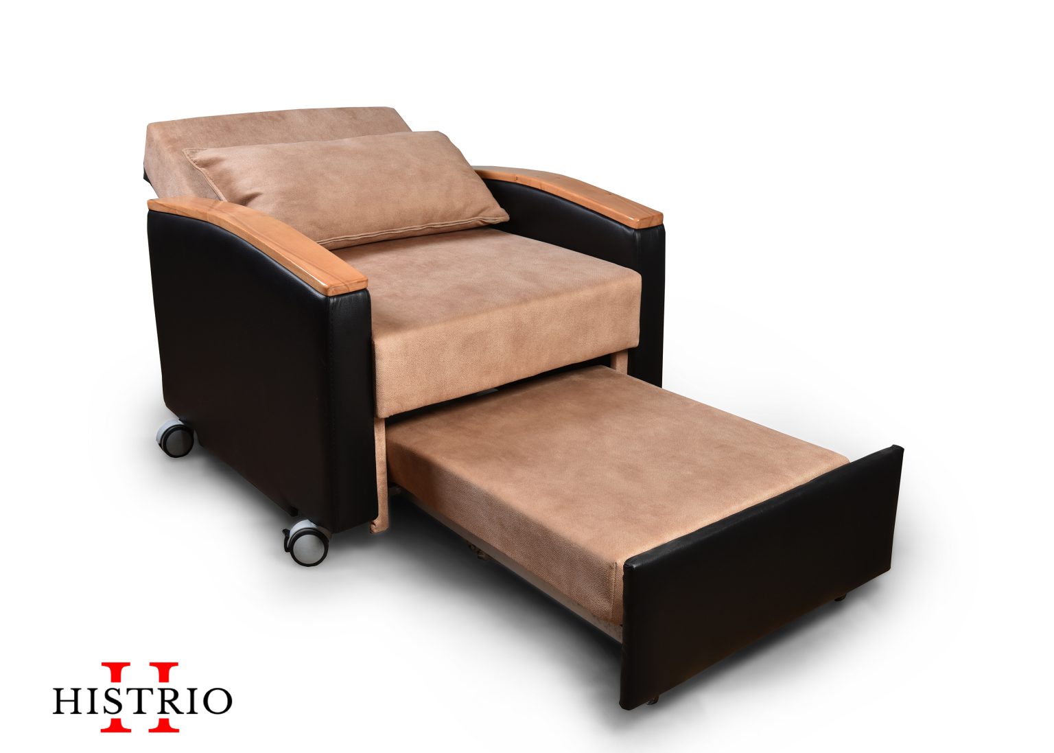 SOFT TEKERLEKLİ AHŞAP KOLLU YATAK OLAN KOLTUK – Histrio